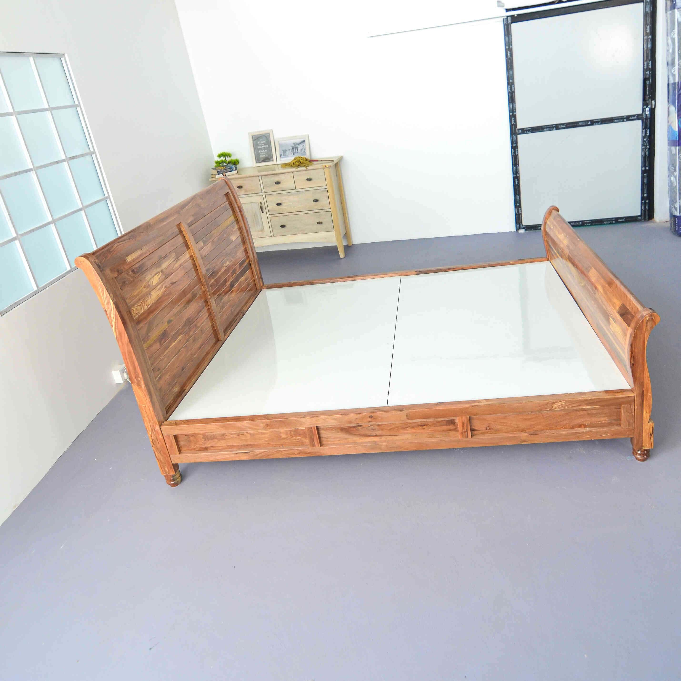Hemant bed